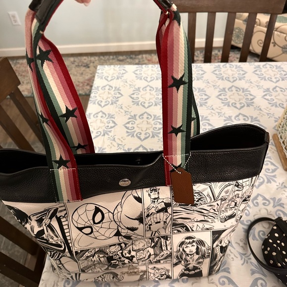 Coach | Bags | Coach Limited Edition Marvel Comic Jess Tote With Wallet ...
